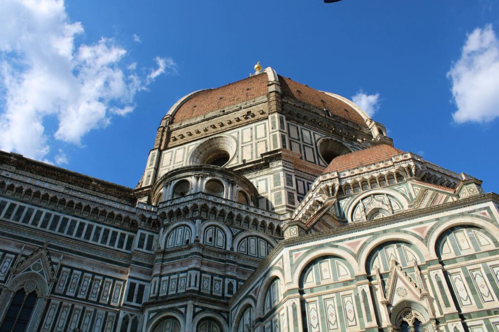Santo del giorno 25 maggio: chi è san Zanobi, vescovo di Firenze ...