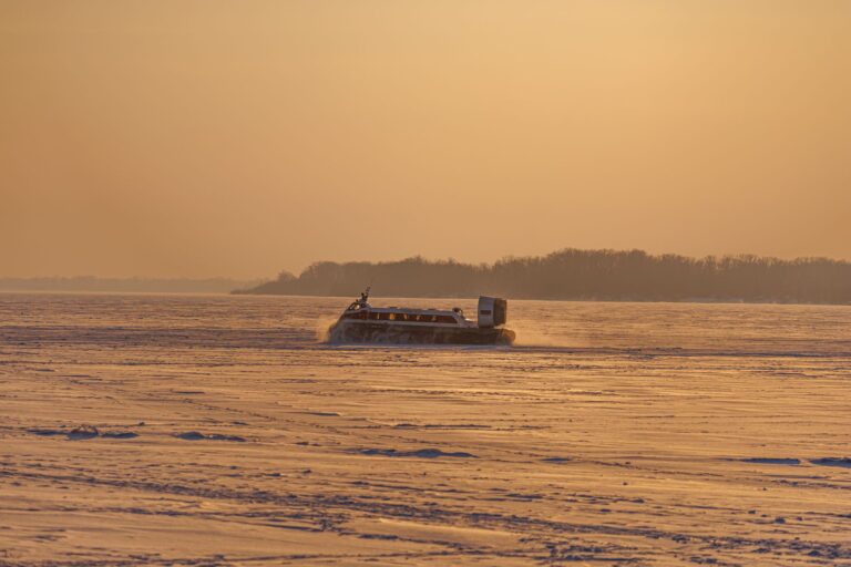 Christopher Cockerell: l'inventore dell'hovercraft - Curiosando si impara